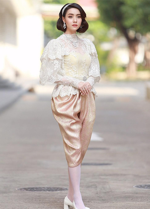 แต่งชุดไทยสมัยรัชกาลที่ 5 ใส่เครื่องประดับยังไงให้สวยเลอค่า Ladyissue เว็บรีวิวเครื่องสำอาง