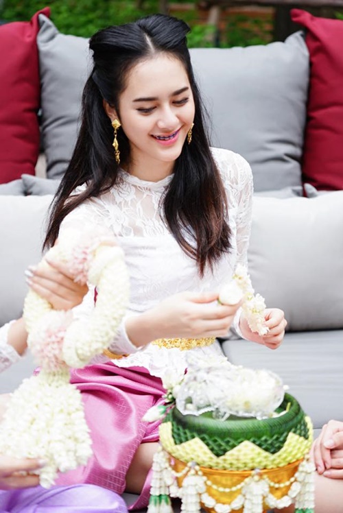 1 - Ladyissue เว็บรีวิวเครื่องสำอาง ชุมชนผู้หญิง ฮาวทูแต่งหน้า อัพเดทแบรนด์เนม เทรนด์แฟชั่นจาก ...