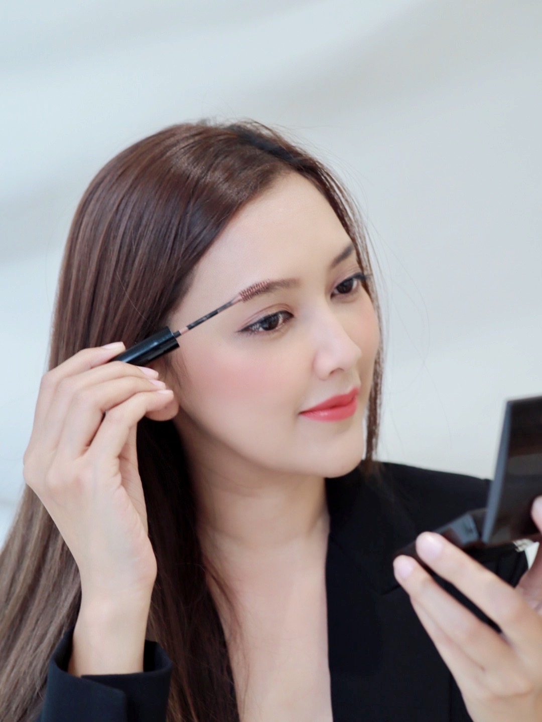 รีวิวขนคิ้วฟูแบบดิวอริสรา ด้วยมาสคาร่าคิ้ว Kate BR 5 - Ladyissue เว็บรีวิวเครื่องสำอาง ชุมชน ...