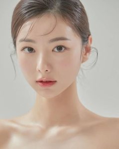 35 ลุคแต่งหน้าทำผมเจ้าสาวสไตล์เกาหลี เบาๆ แต่สวยละมุน!! - Ladyissue เว็บรีวิวเครื่องสำอาง ชุมชน ...